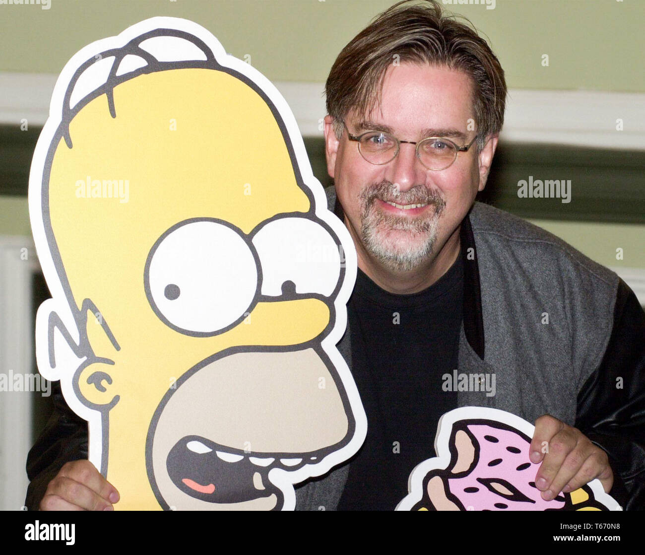 The simpsons cartoon hi-res stock photography and images - Alamy