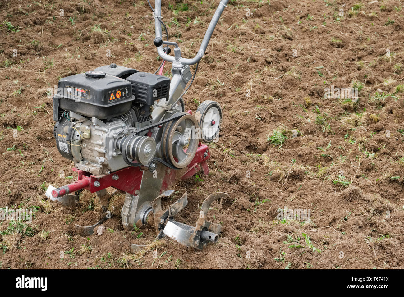 How To Seed A Lawn Using A Tiller Planting A Lawn With A Tiller ...
