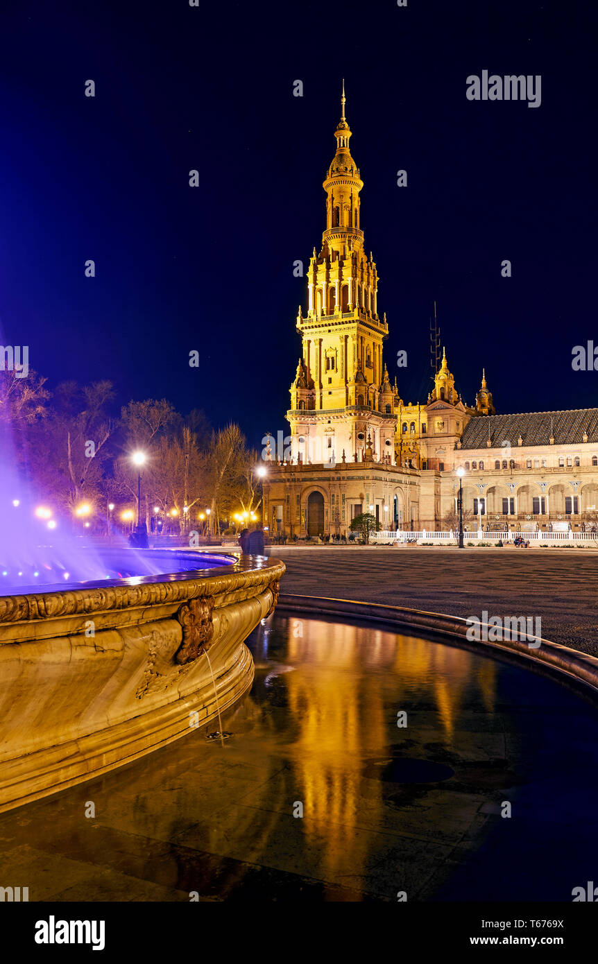 Spanish renaissance architecture hi-res stock photography and images ...