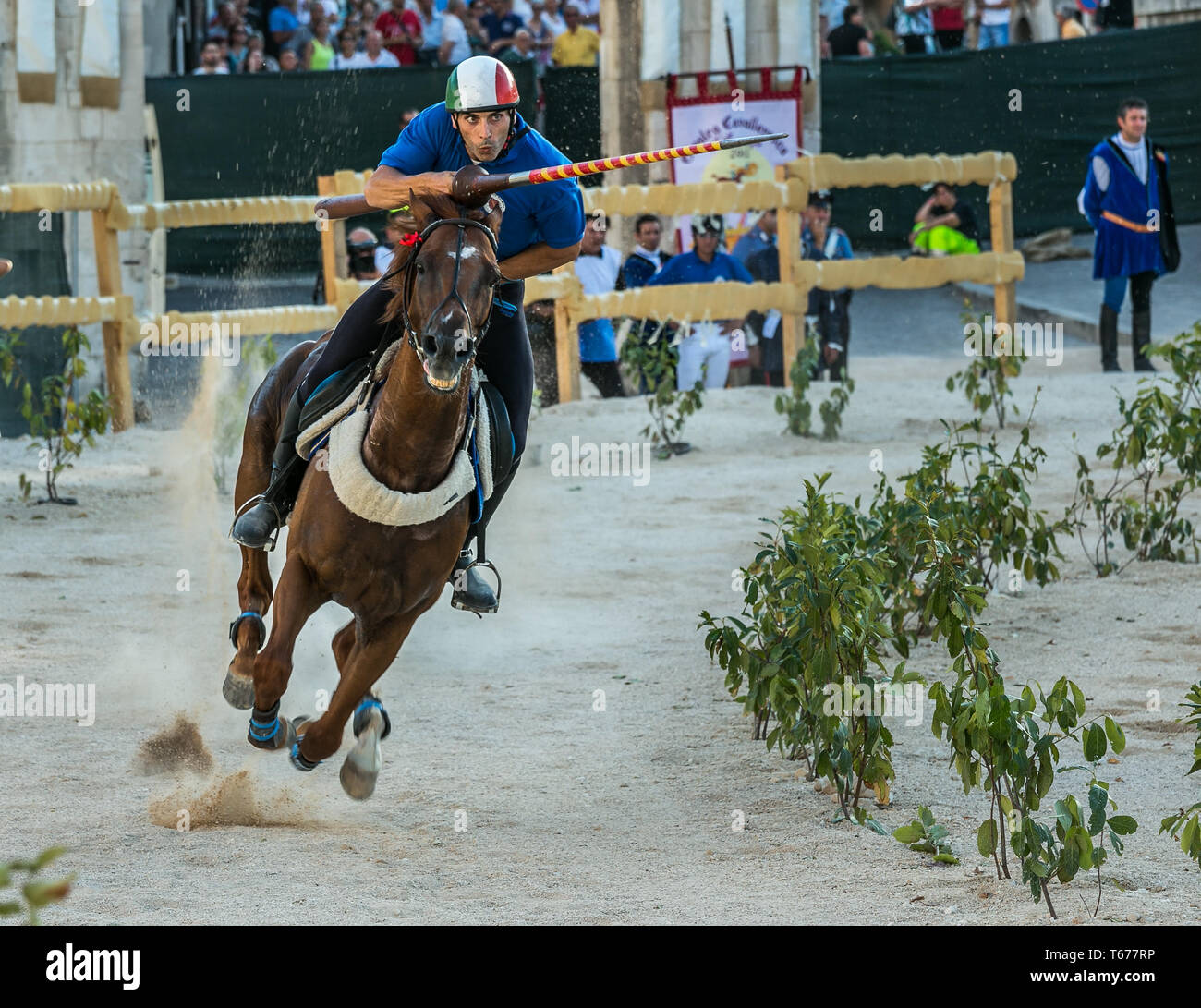 Knight with horse and lance hi-res stock photography and images - Alamy