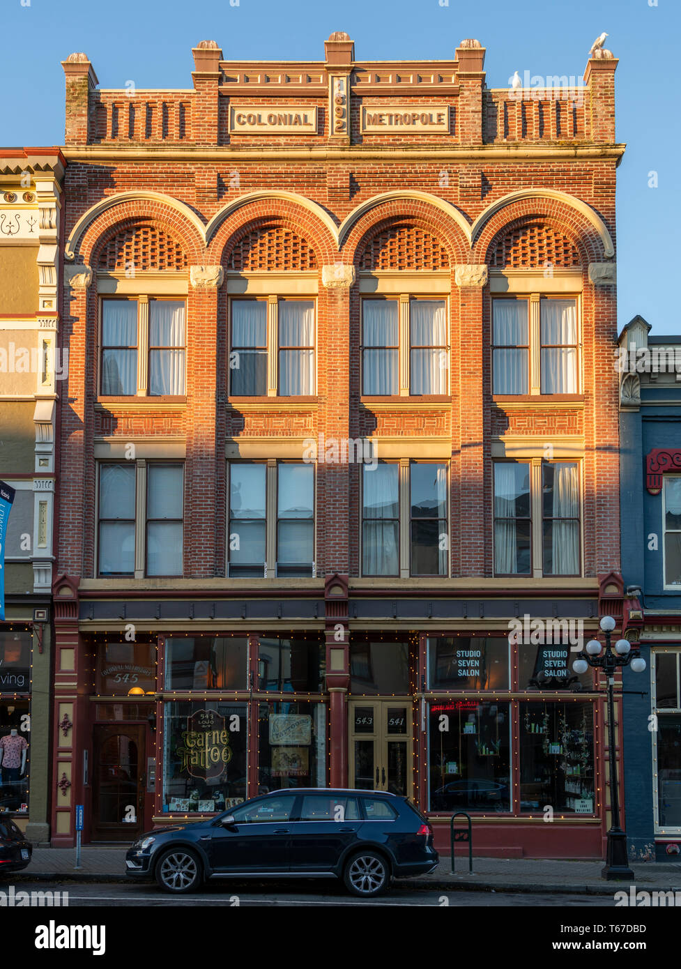 The metropole building hi-res stock photography and images - Alamy