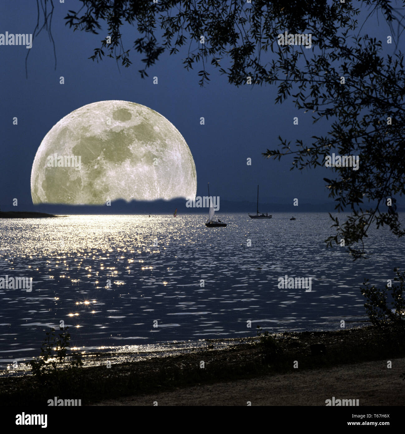 Lake chiemsee, Bavaria, Germany Stock Photo - Alamy