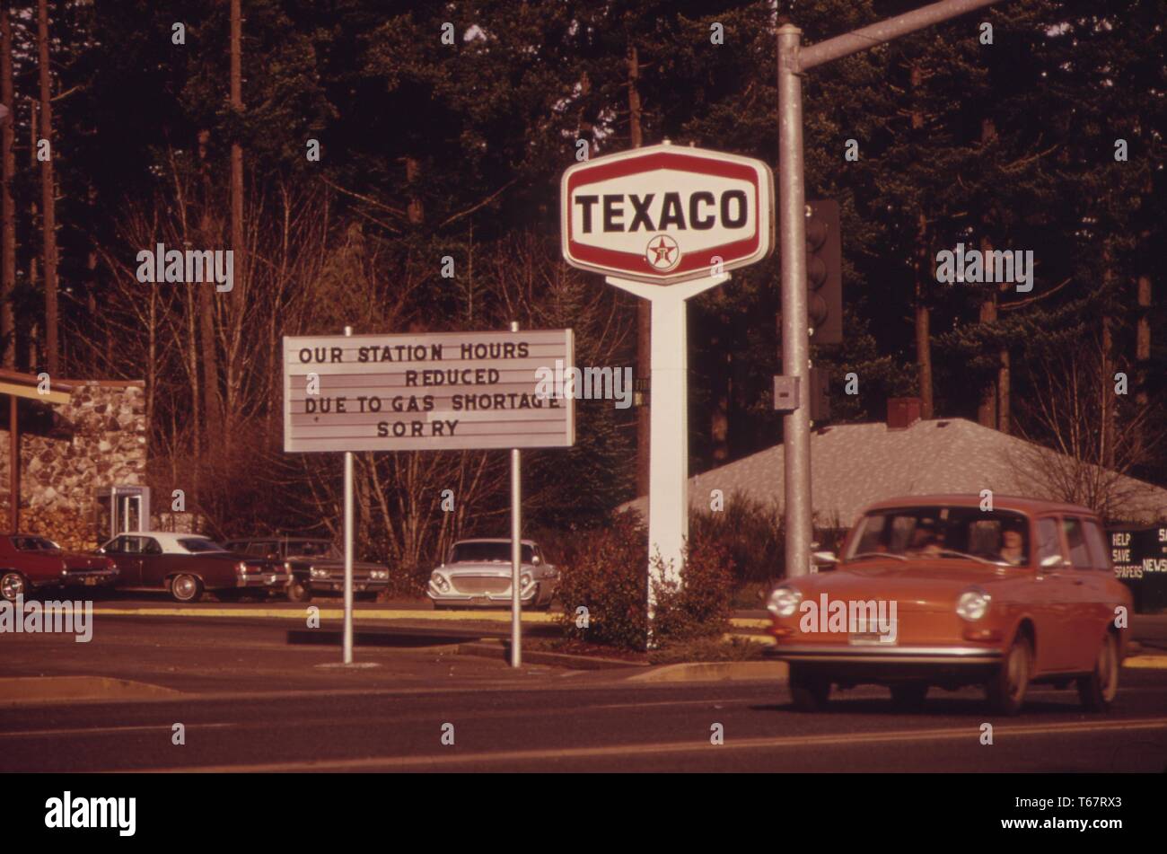 Gas shortage usa 1973 hi-res stock photography and images - Alamy