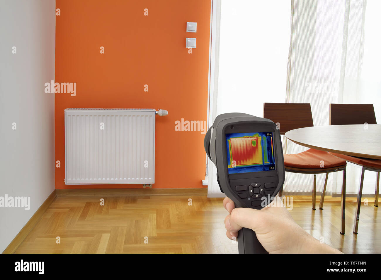 Thermal image heating radiator hi-res stock photography and images - Alamy