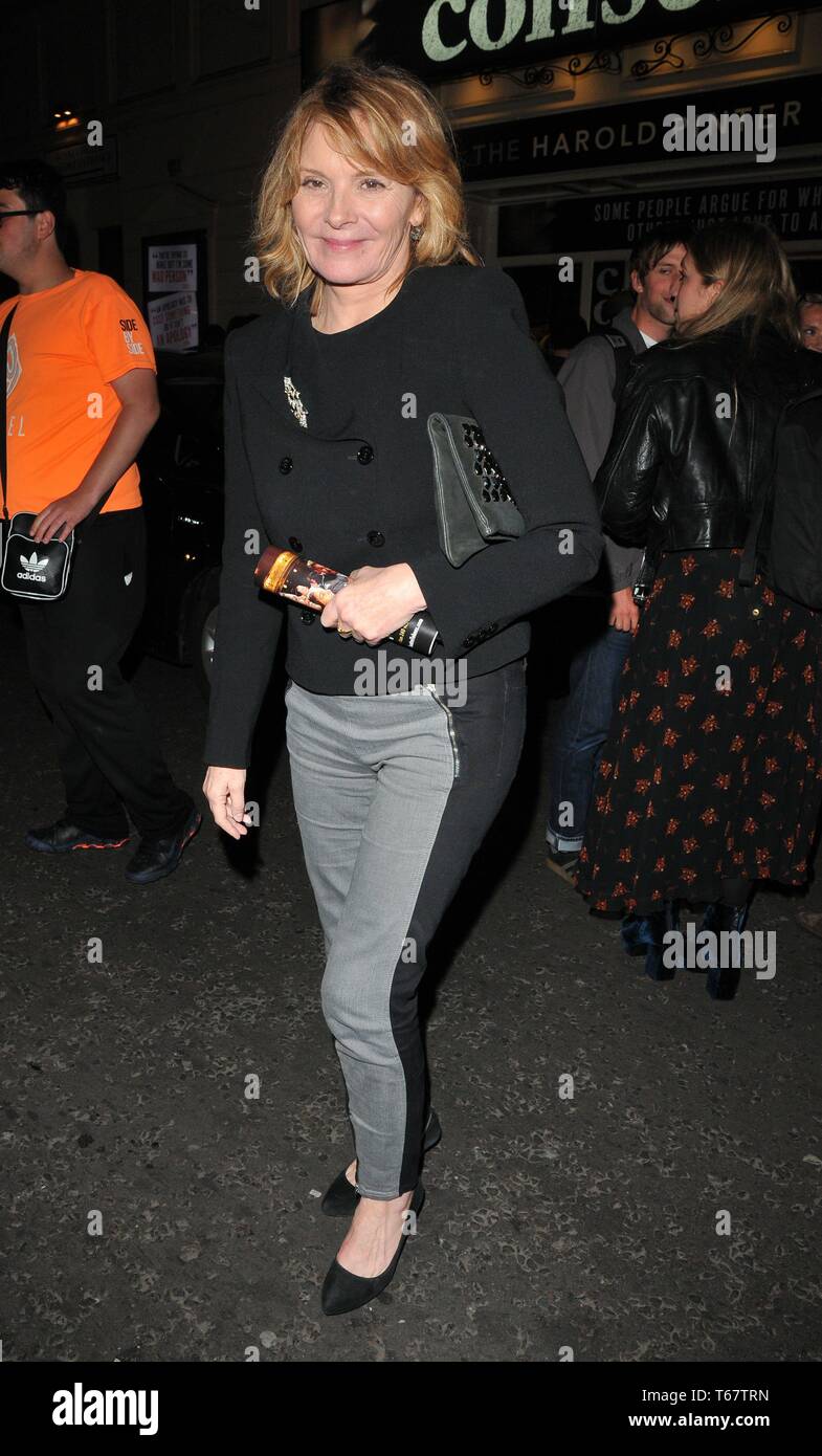 Kim cattrall 2018 hi-res stock photography and images - Alamy