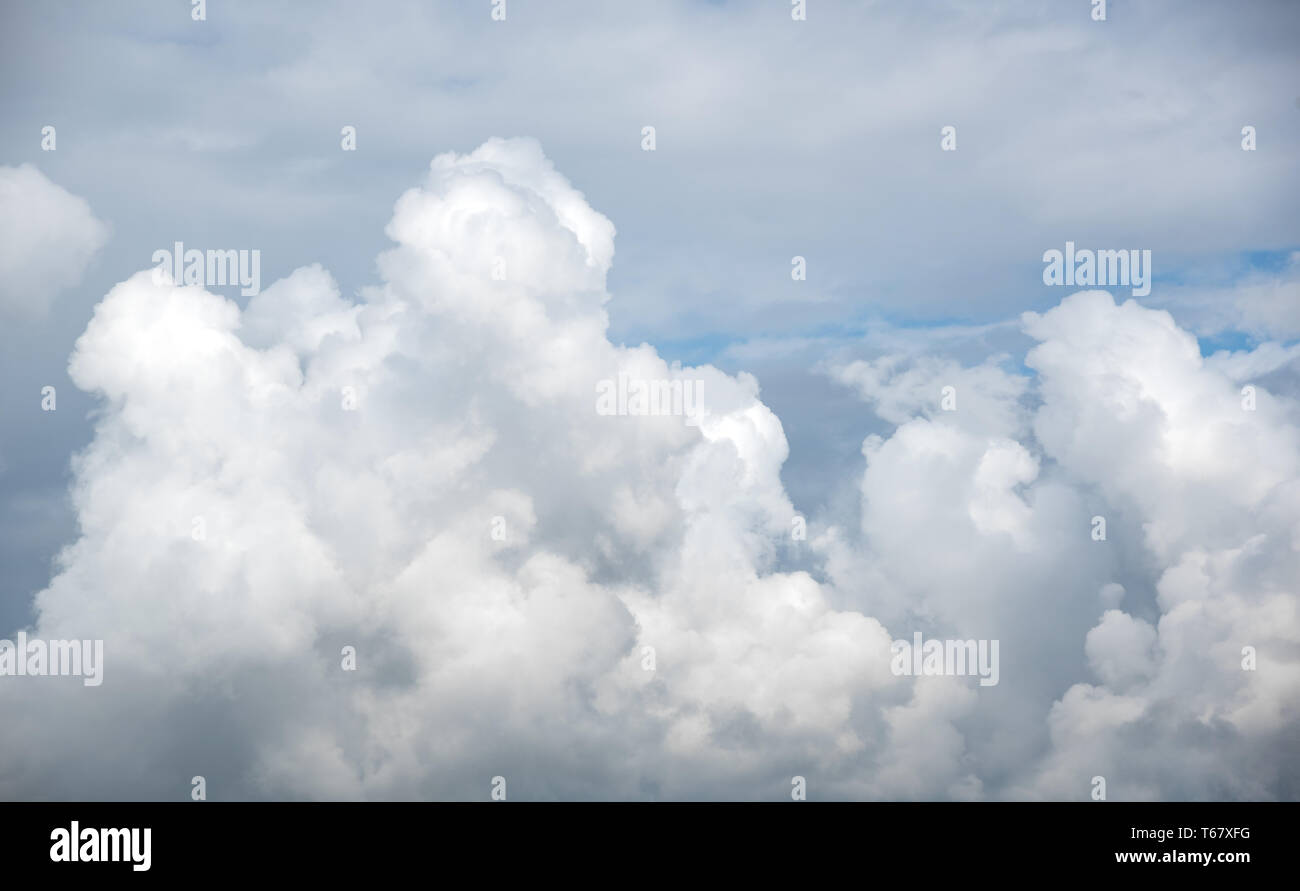Contrast dramatic cloudy sky Stock Photo - Alamy
