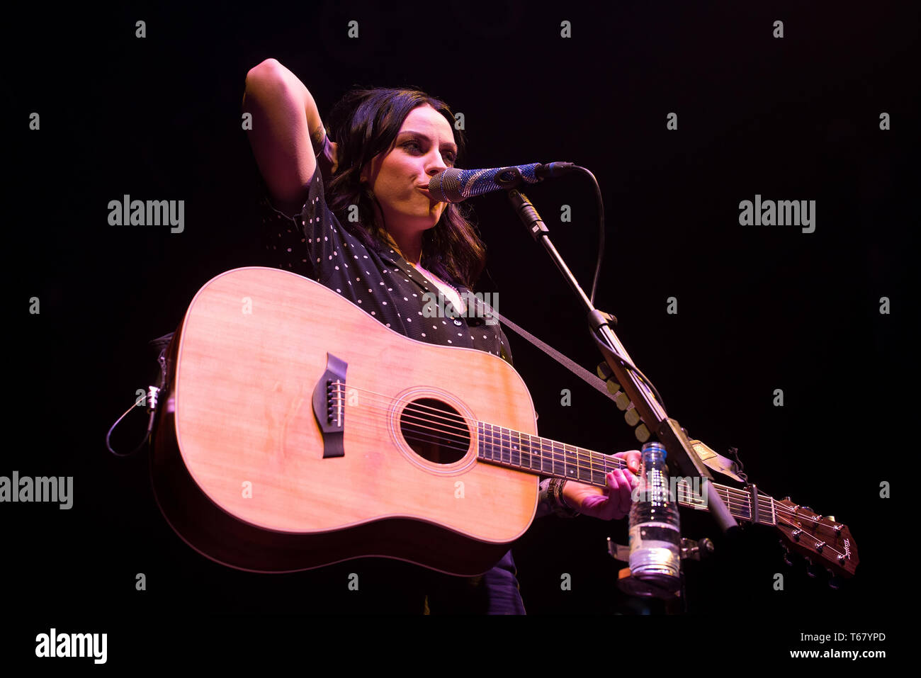 Amy macdonald live hi-res stock photography and images - Alamy