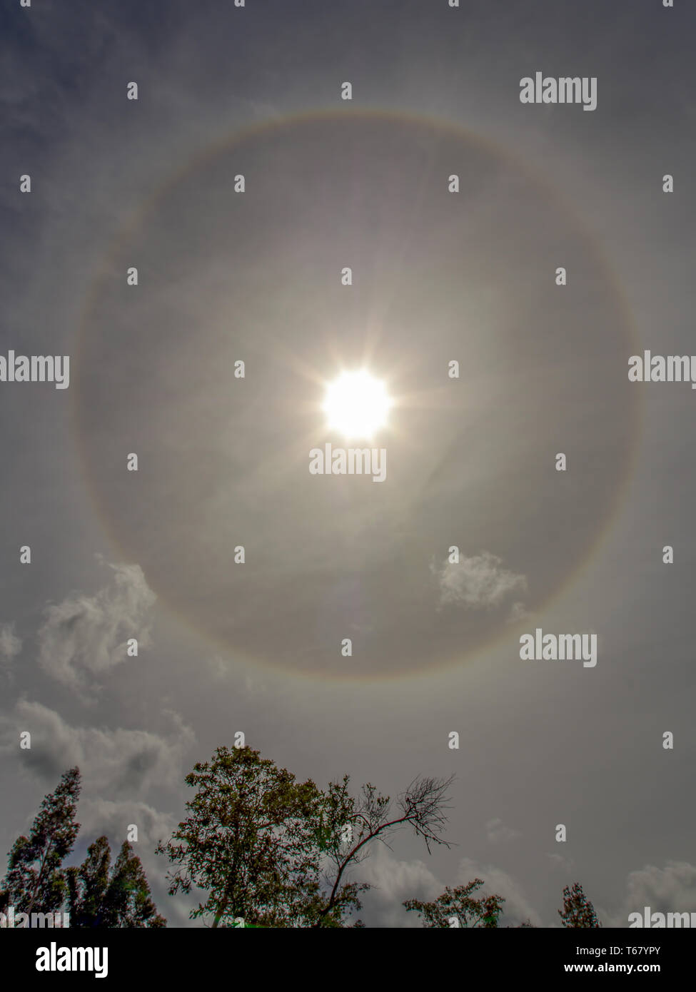 Halo glow effect hi-res stock photography and images - Alamy