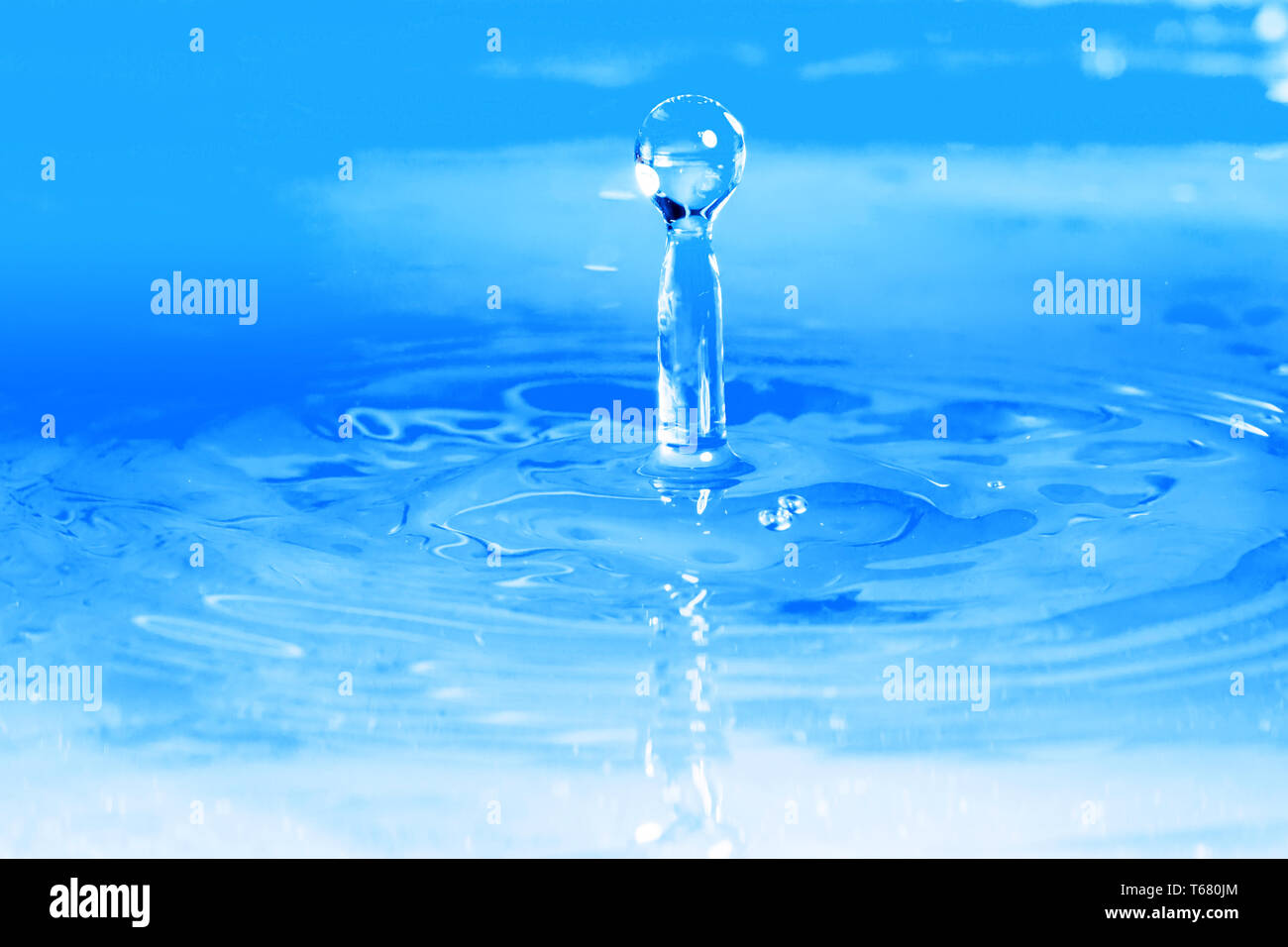 blue water drop, splash Stock Photo - Alamy