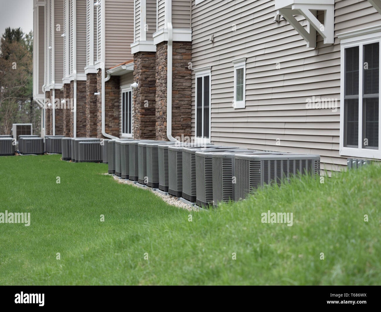 Air conditioner outdoor unit hi-res stock photography and images - Alamy