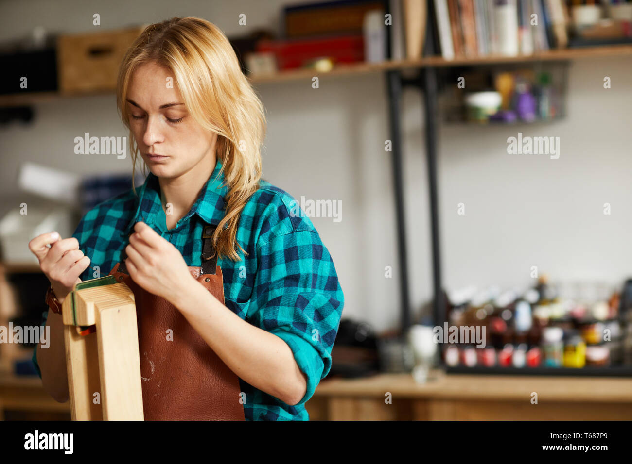 Woman Making Leather Bag Stock Photo - Alamy