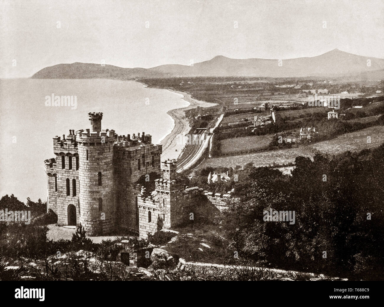 Victoria castle enya hi-res stock photography and images - Alamy