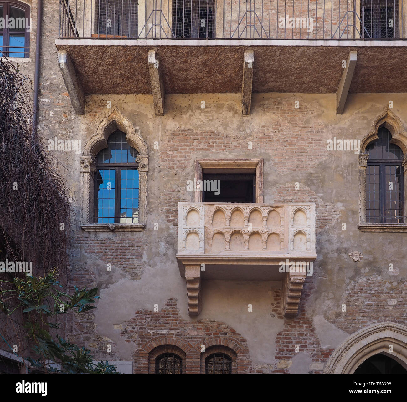 VERONA, ITALY - CIRCA MARCH 2019: House of Juliet Capulet (Giulietta ...