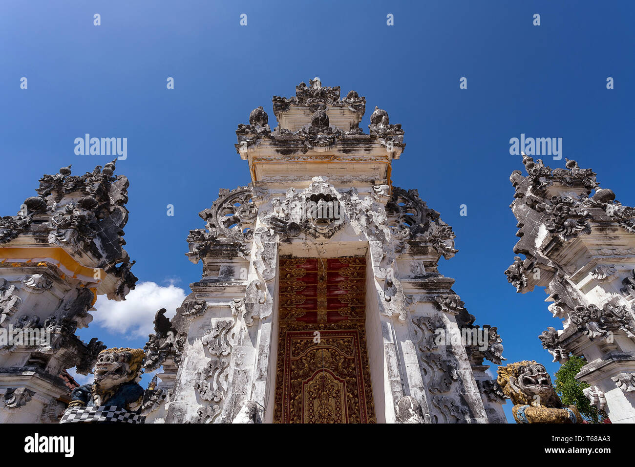 Famous Hindu Car Temple, Nusa Penida, Bali Stock Photo - Alamy