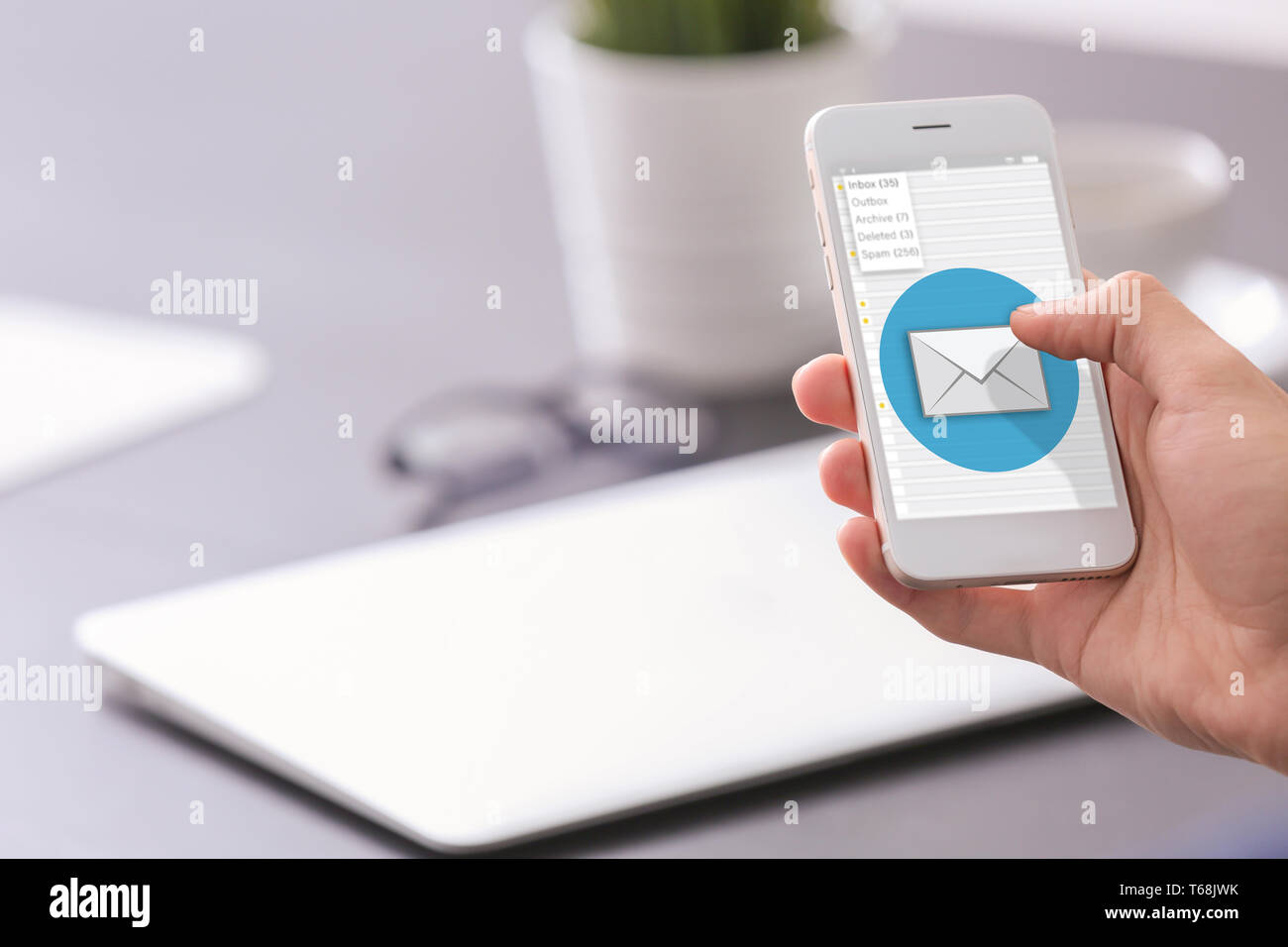 Check mailing hi-res stock photography and images - Alamy