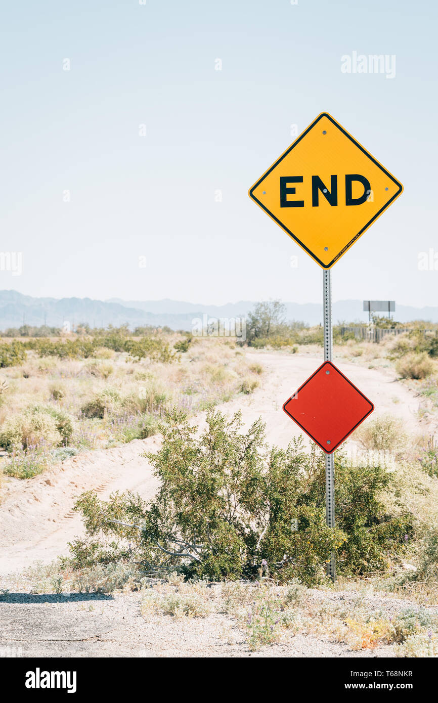 End sign and desert landscape in Desert Center, California Stock Photo ...