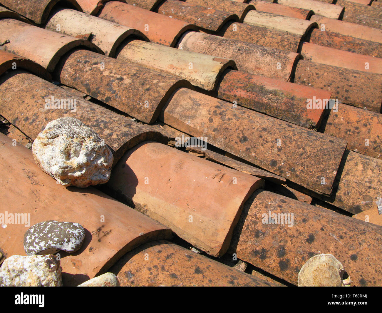 Clay coating hi-res stock photography and images - Alamy