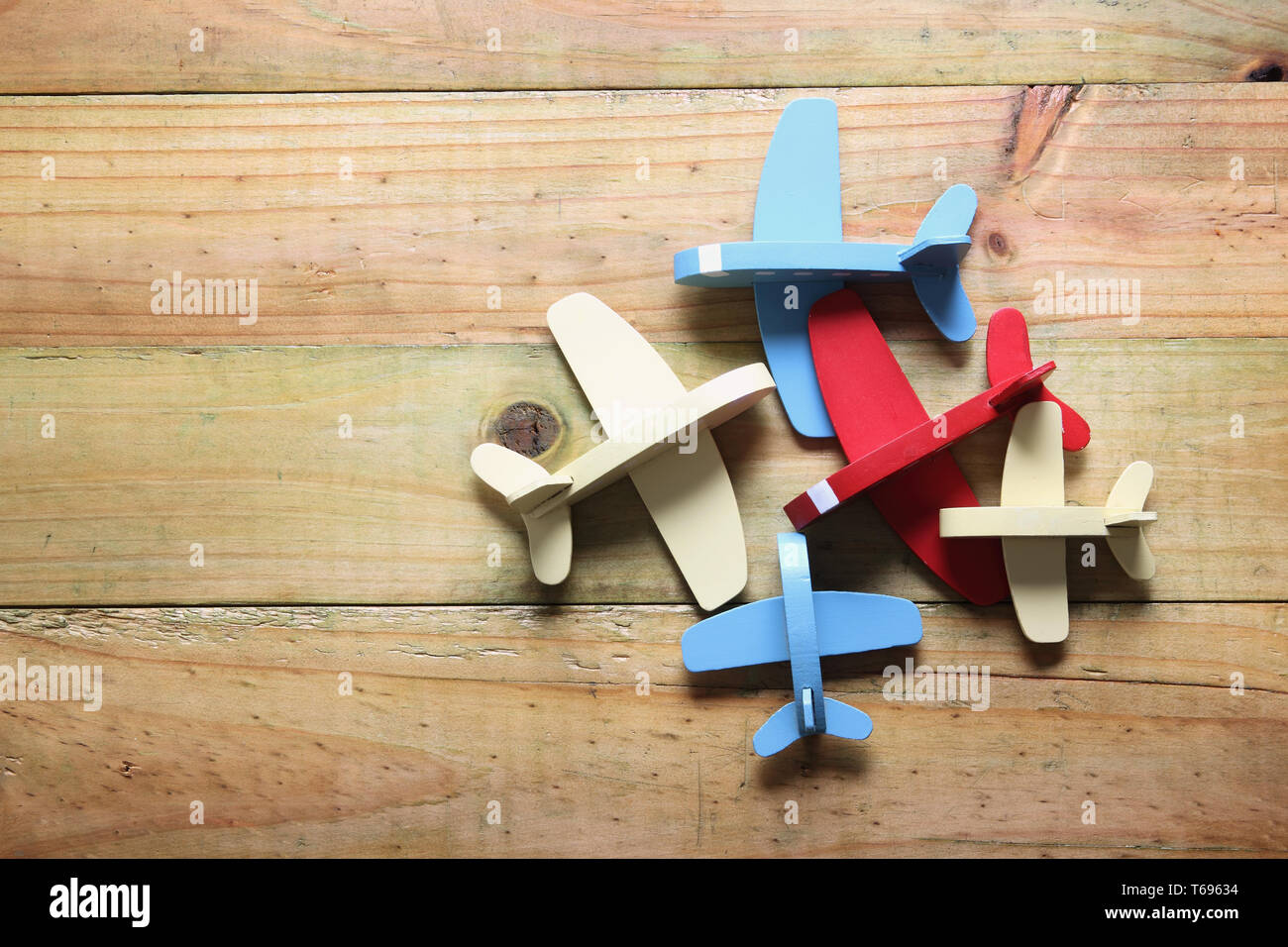 Toy planes hi-res stock photography and images - Alamy