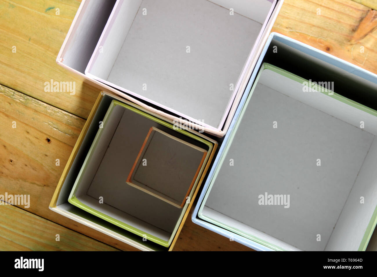 Cardboard cubes hi-res stock photography and images - Alamy