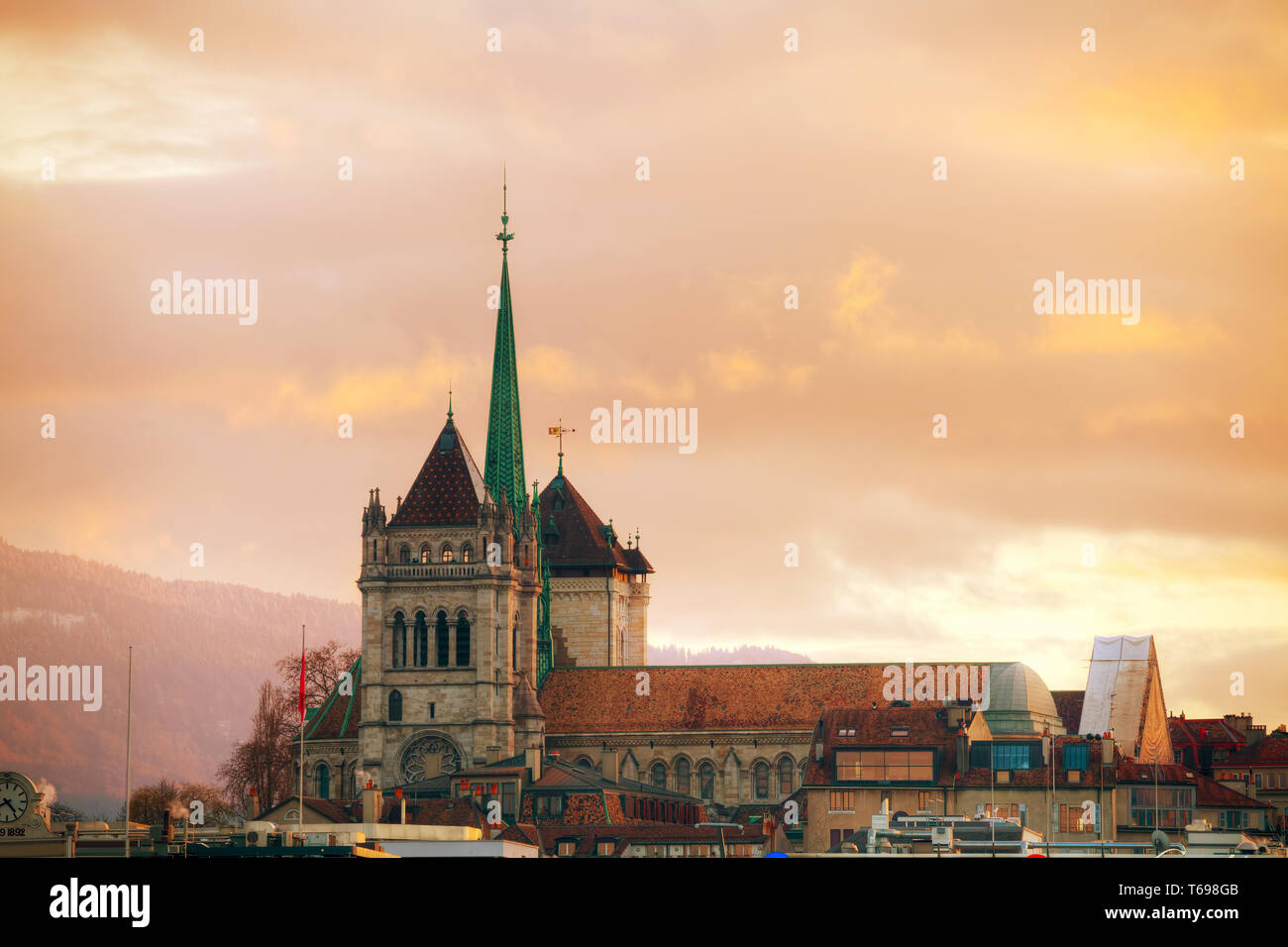 Geneva cityscape overview with St Pierre Cathedral Stock Photo - Alamy