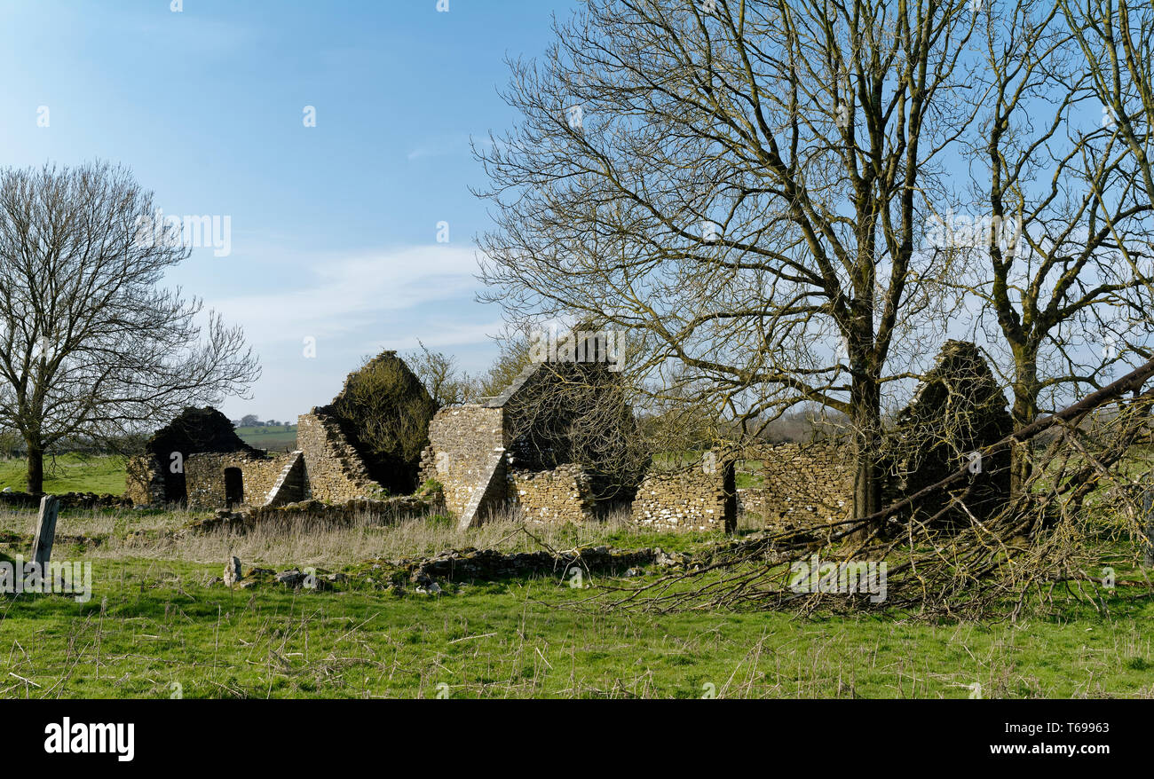 Abandoned Farm Buildings, Charterhouse, Mendip Hills, Somerset, UK ...