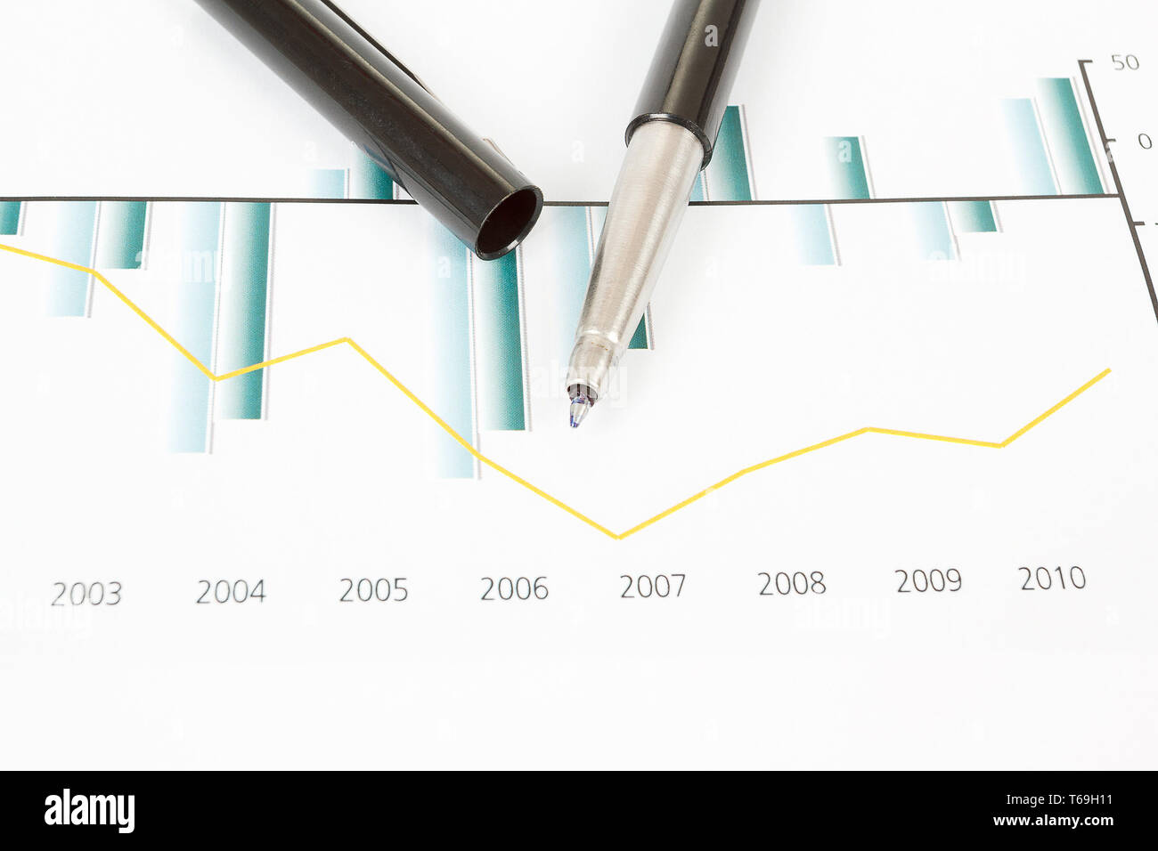 Data analysis graphs Cut Out Stock Images & Pictures - Alamy