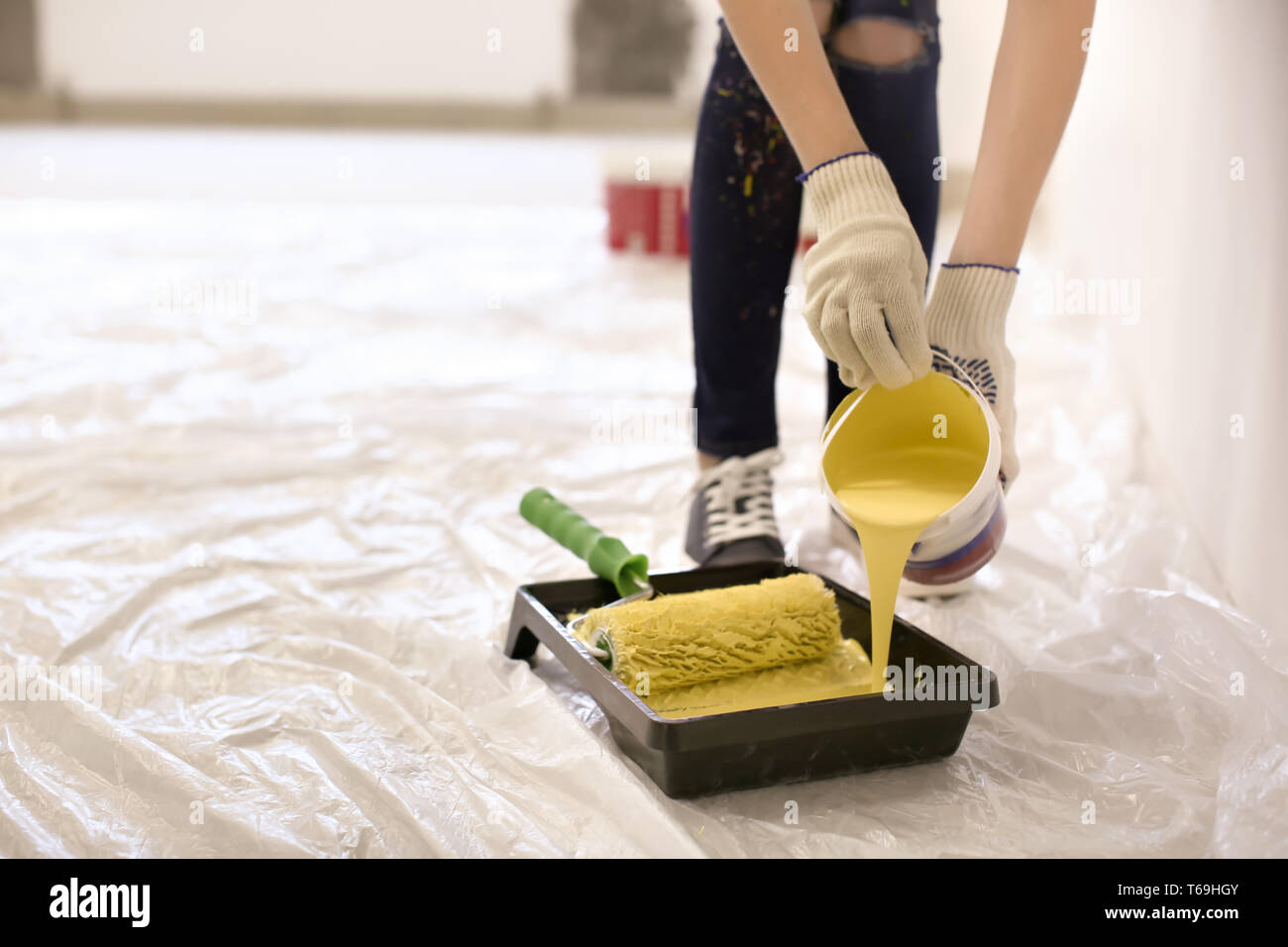 Professional painter working indoors Stock Photo - Alamy