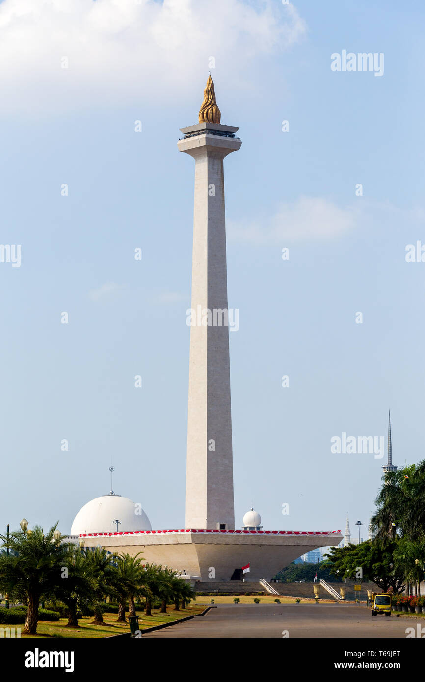 Indonesia national monumen hi-res stock photography and images - Alamy