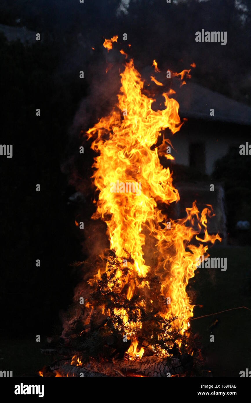 Garden Fire High Resolution Stock Photography and Images - Alamy