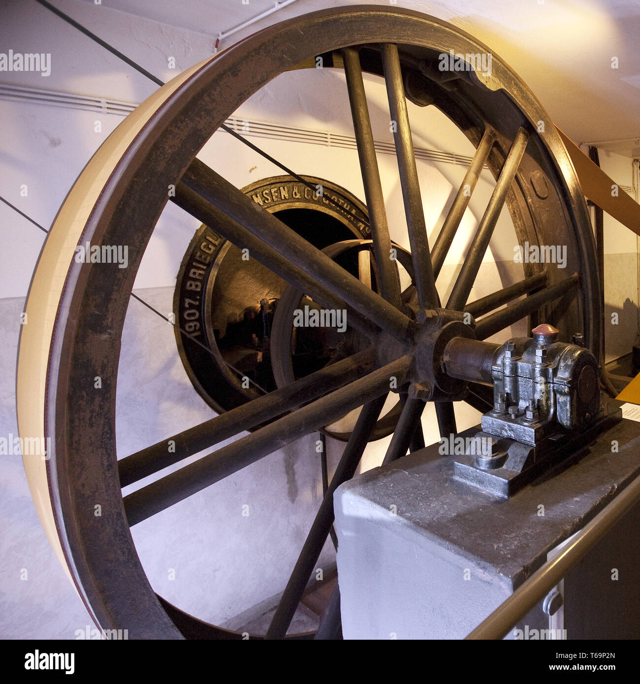 Industrial flywheel hi-res stock photography and images - Alamy