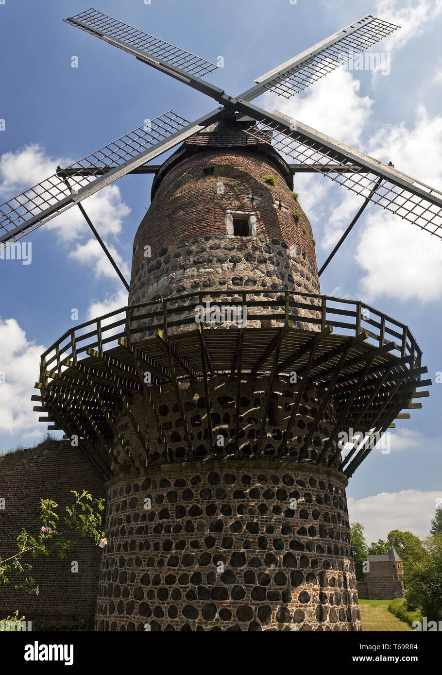 Smock mill architecture hi-res stock photography and images - Alamy