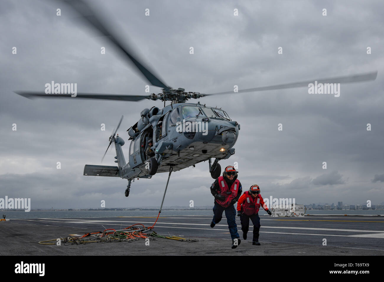 Uss lancaster hi-res stock photography and images - Alamy