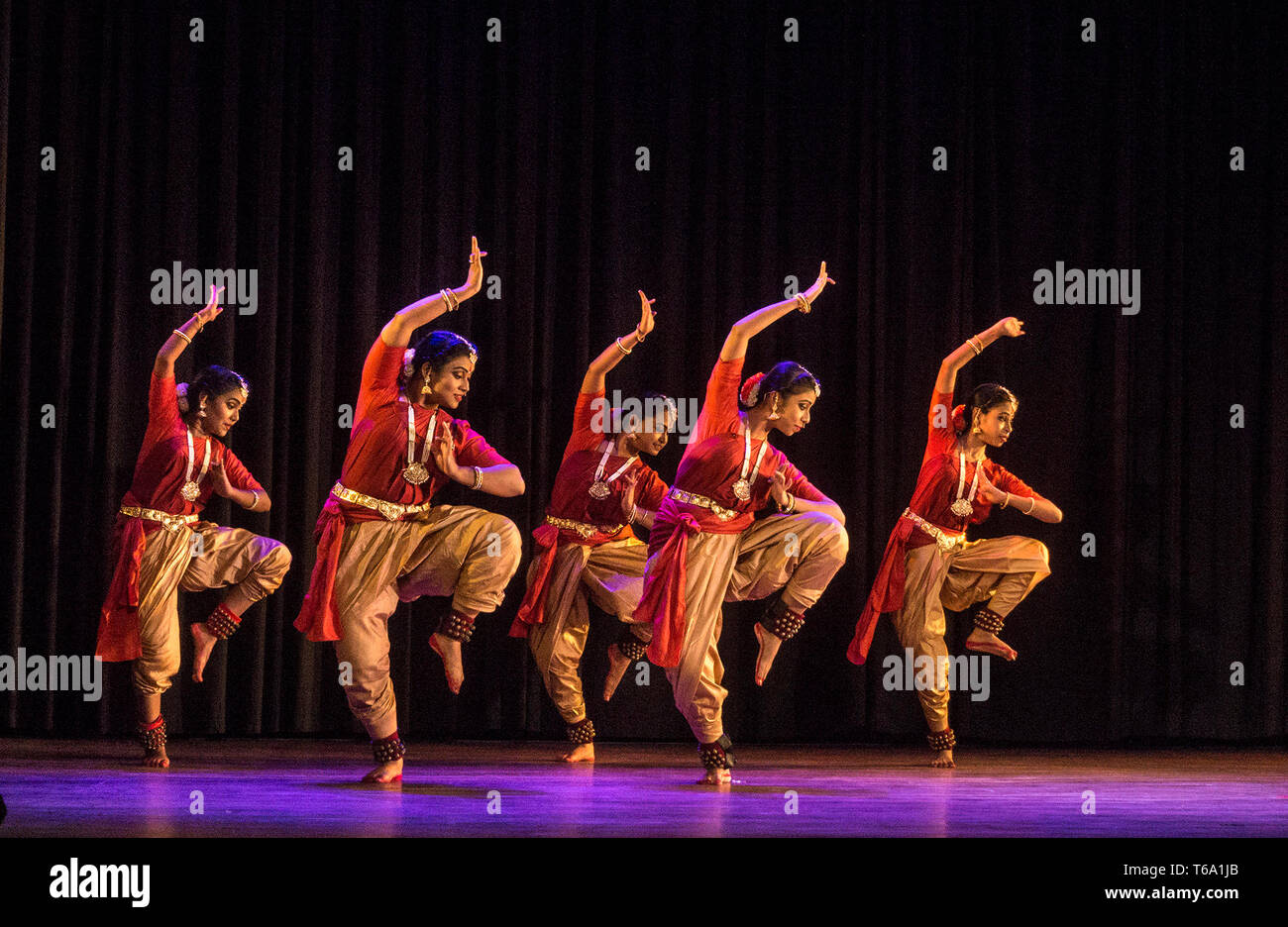 Kolkata, India. 29th Apr, 2019. Dancers perform Manipuri classical ...