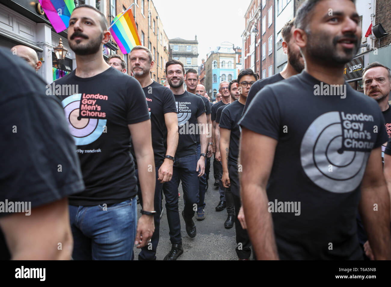 Gay pride soho uk 1999 hi-res stock photography and images - Alamy