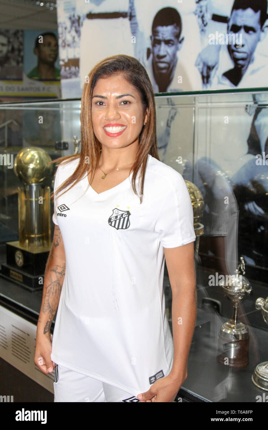 SP - 04/30/2019 - Presents the Santos FC Uniform - Presents that of the ...