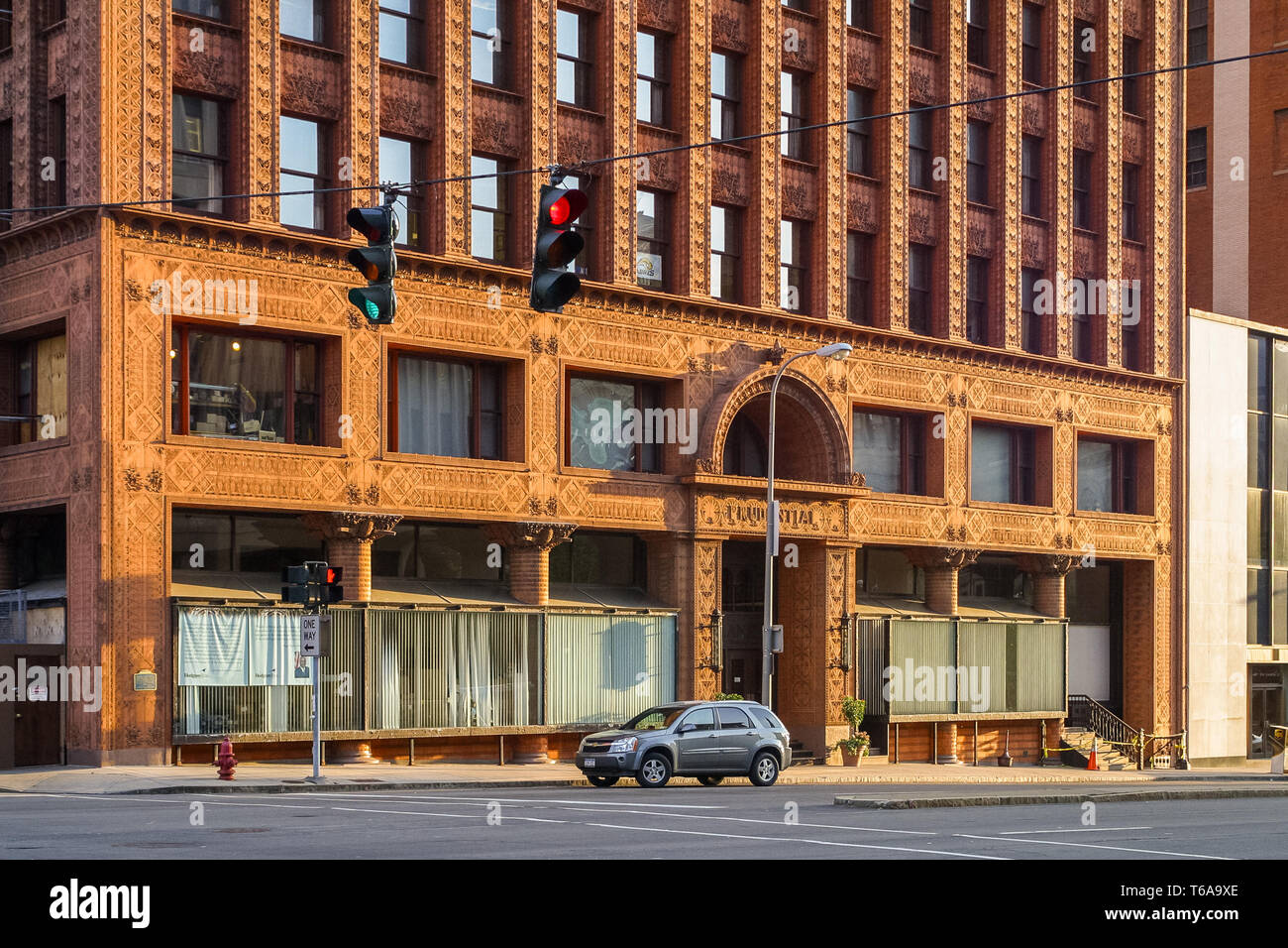 Exterior of the Guaranty Building, also known as the Prudential ...