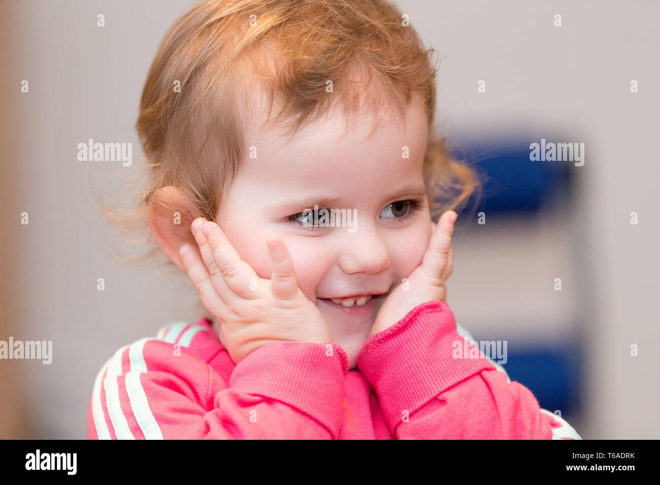 Happy cute little girl Stock Photo - Alamy
