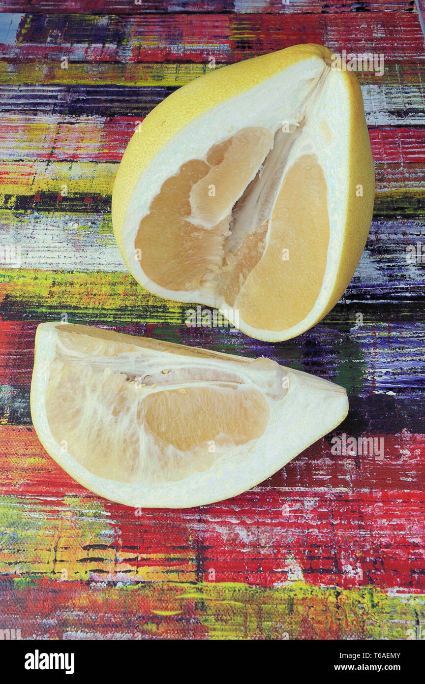 Citrus maxima hi-res stock photography and images - Alamy