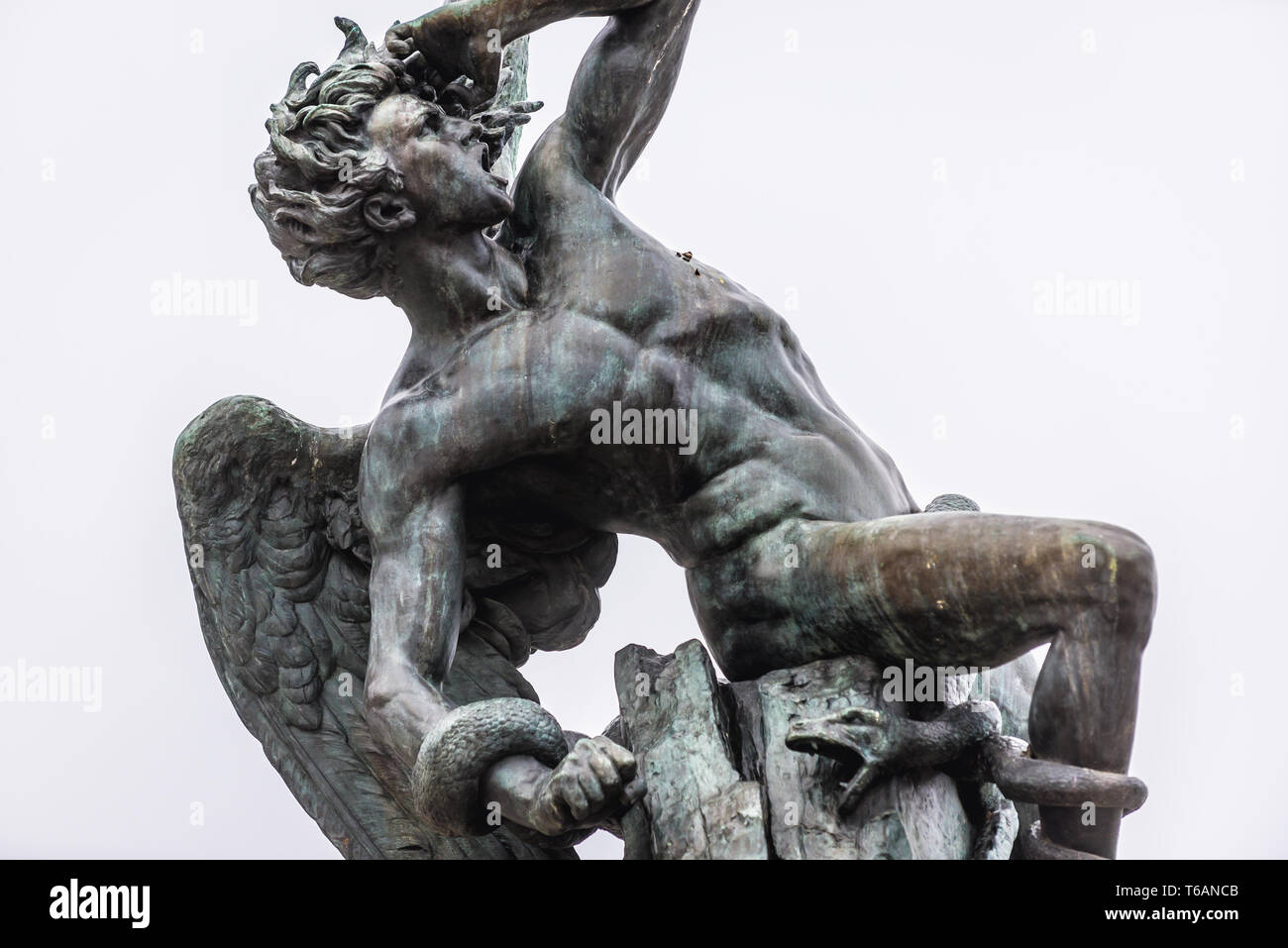 Fountain of the Fallen Angel in Parque del Buen Retiro - Retiro Park in ...