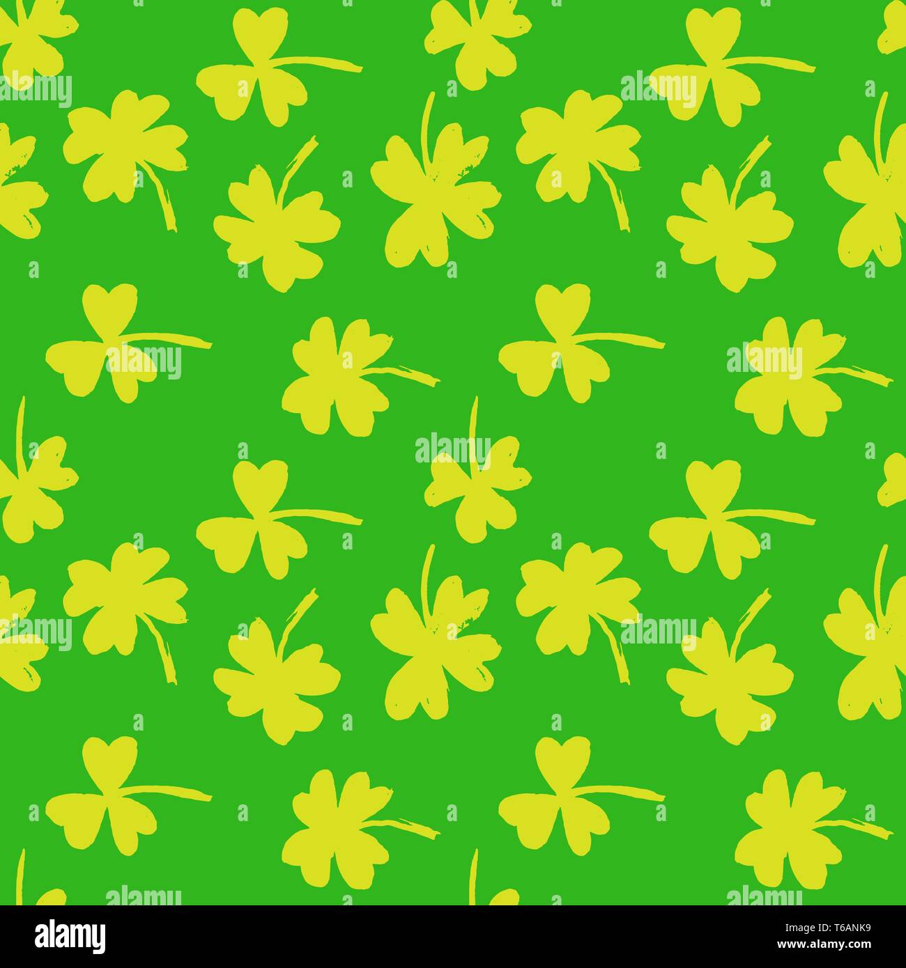 Clover seamless pattern. Grunge vector dry brush illustration Stock ...