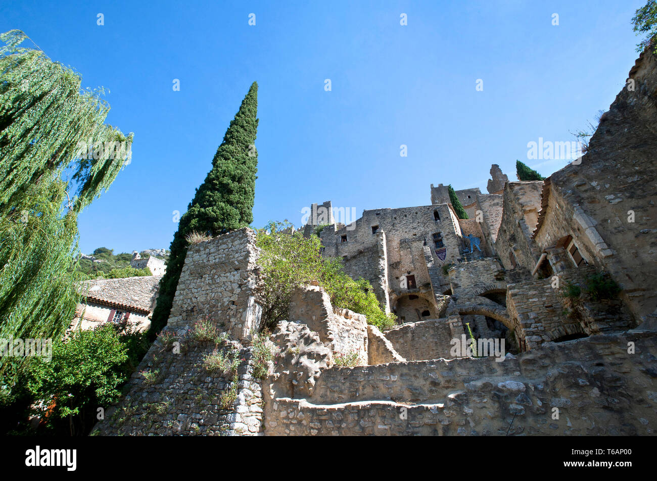 Saint Montan High Resolution Stock Photography and Images - Alamy