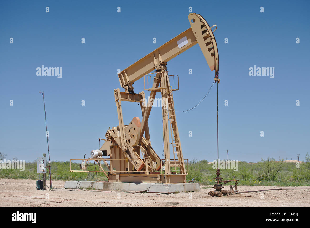 Pumping Unit in Midland County, west Texas Stock Photo - Alamy