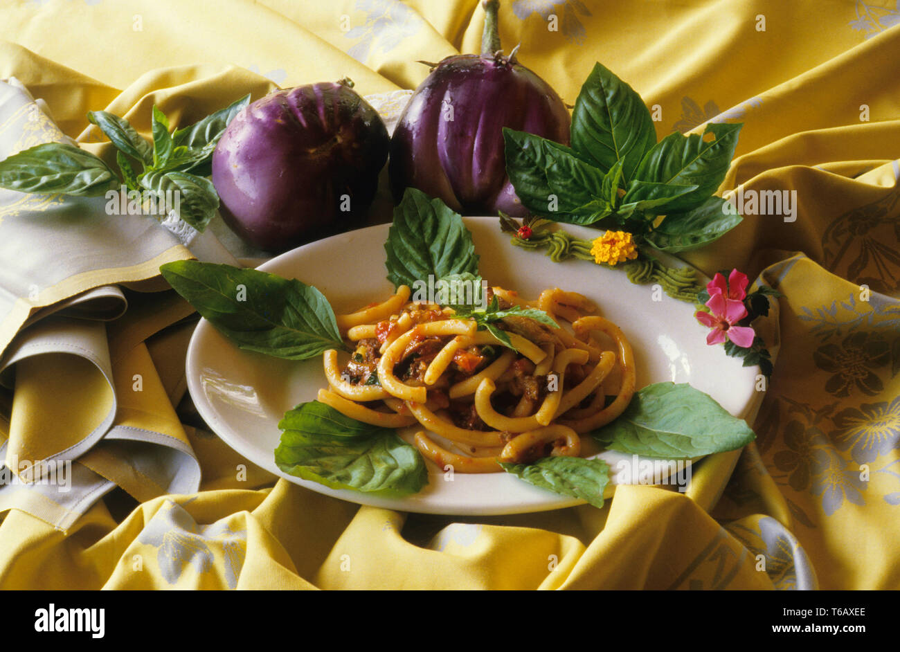 pici, pasta, food, sicilia (sicily), italy Stock Photo - Alamy