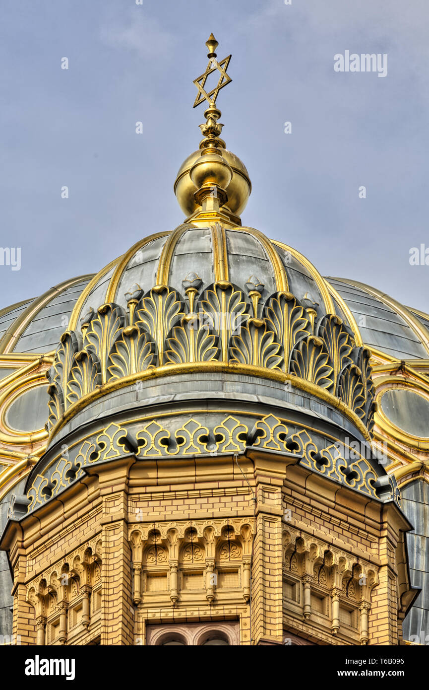 Star of david architecture hi-res stock photography and images - Alamy