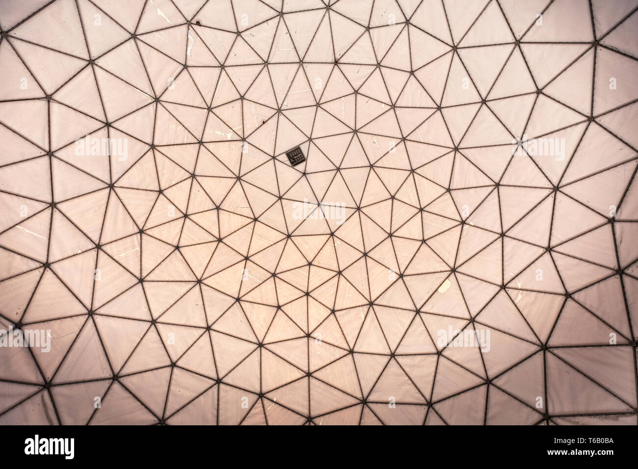 roof pattern build out of triangles Stock Photo - Alamy