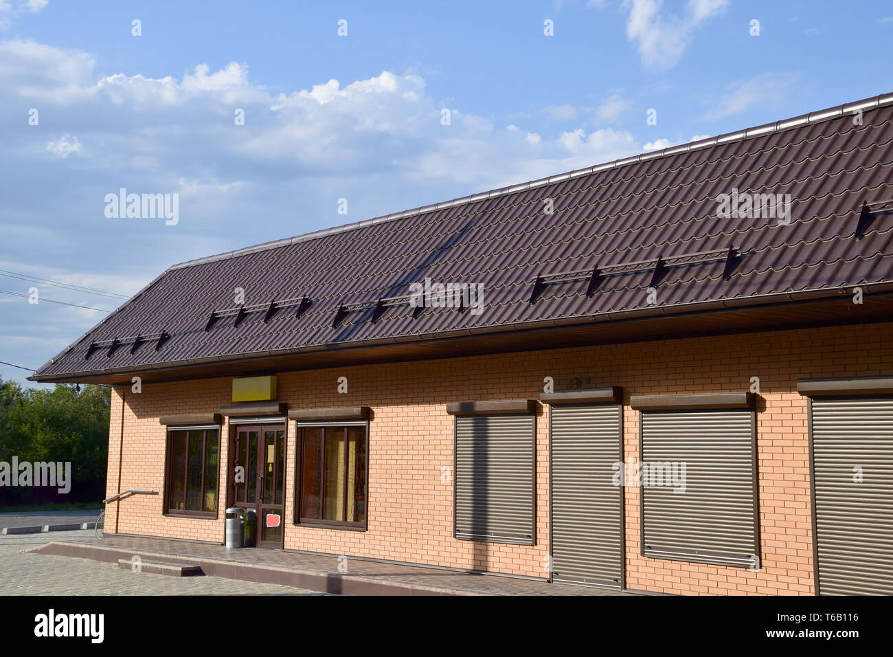 The roof of corrugated sheet on a building Stock Photo - Alamy