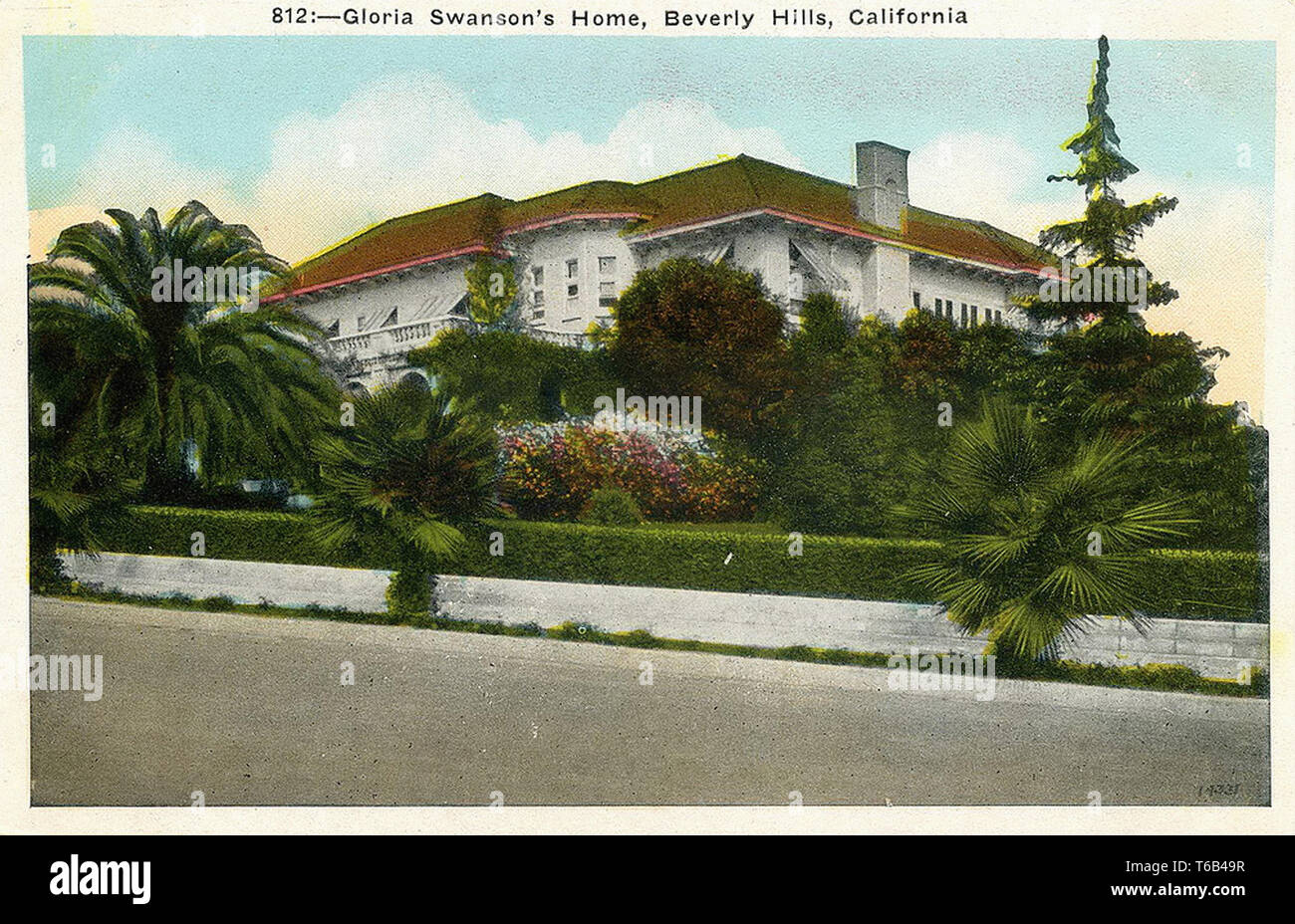Vintage postcard of Gloria Swanson home, 904 North Crescent Drive ...
