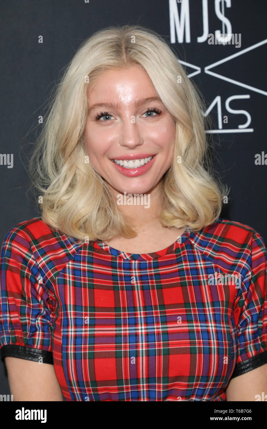 Arielle ray hi-res stock photography and images - Alamy