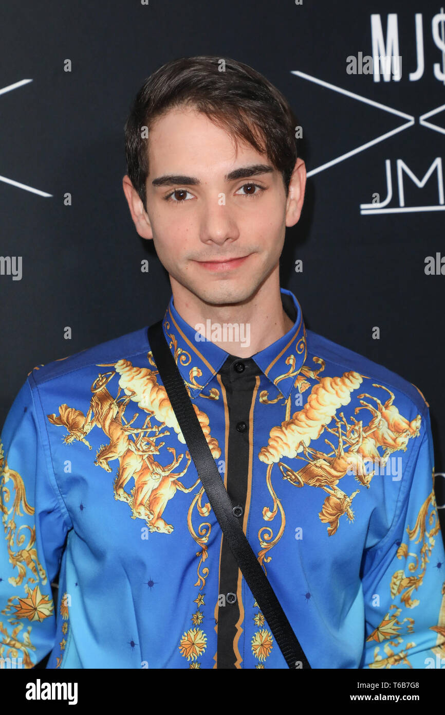 MJS x JMS Autumn/Winter 2019 Collaboration Collection Fashion Show ...