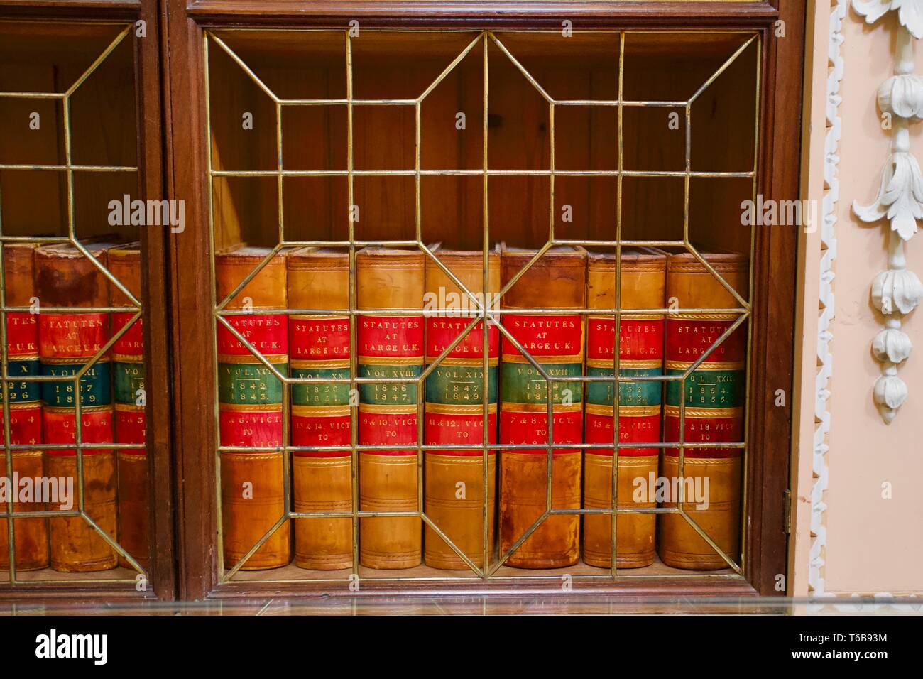 Books in library, Blenheim Palace, Oxfordshire, England Stock Photo - Alamy